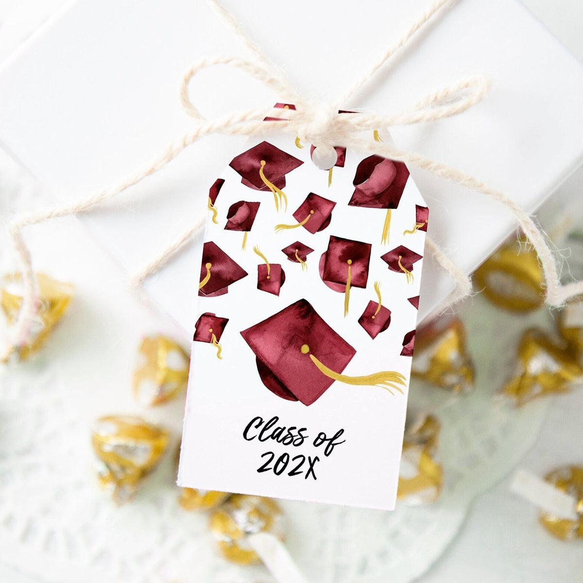 Burgundy Graduation Cap Gift Tags – Greengate Images